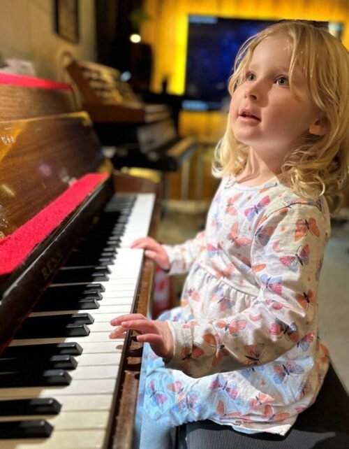 Best Piano Teacher Auckland | Private Lessons All Levels & Ages